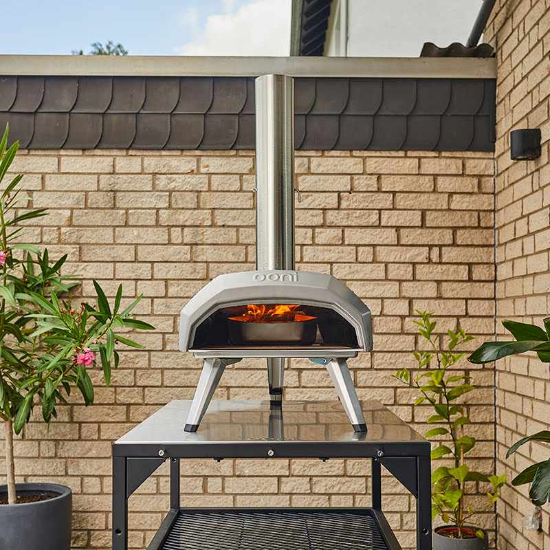 Ooni Karu 12 Multi-Fuel Pizza Oven - Outdoor Living Essentials